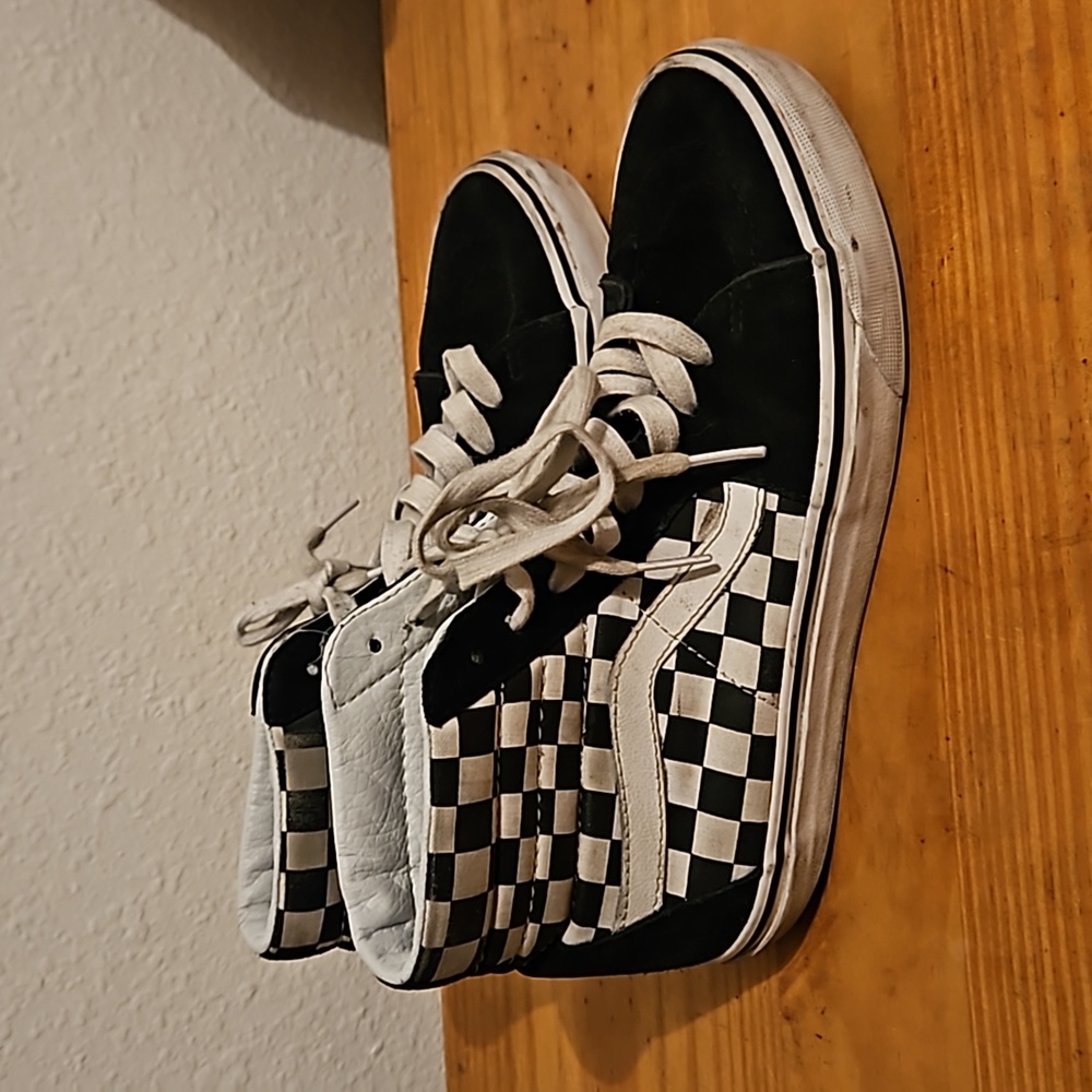 Vans Hightop Black & White Checked Sneakers Unisex M6… - Gem